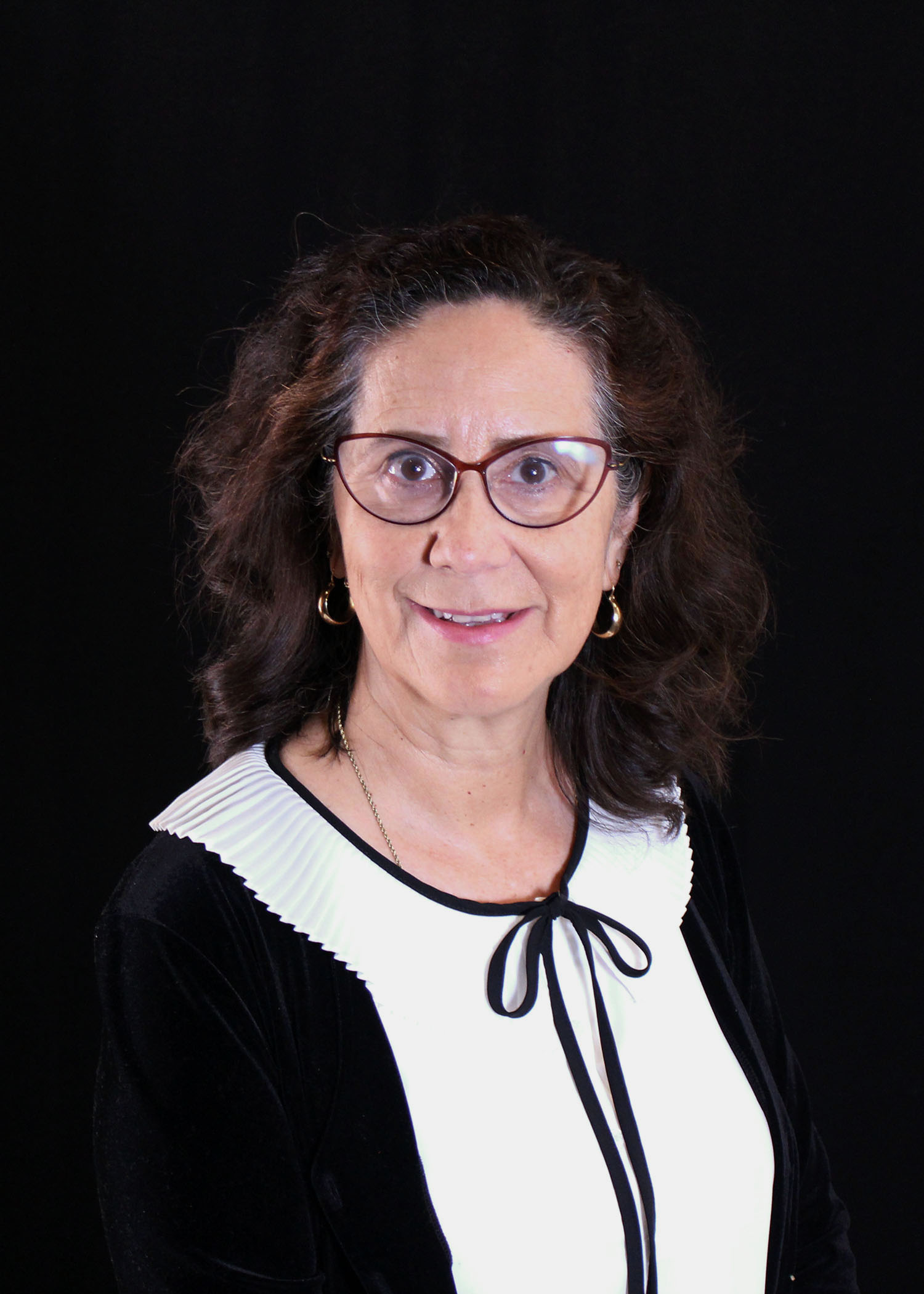 Emerita professor Angharad Valdivia awarded National Communication ...